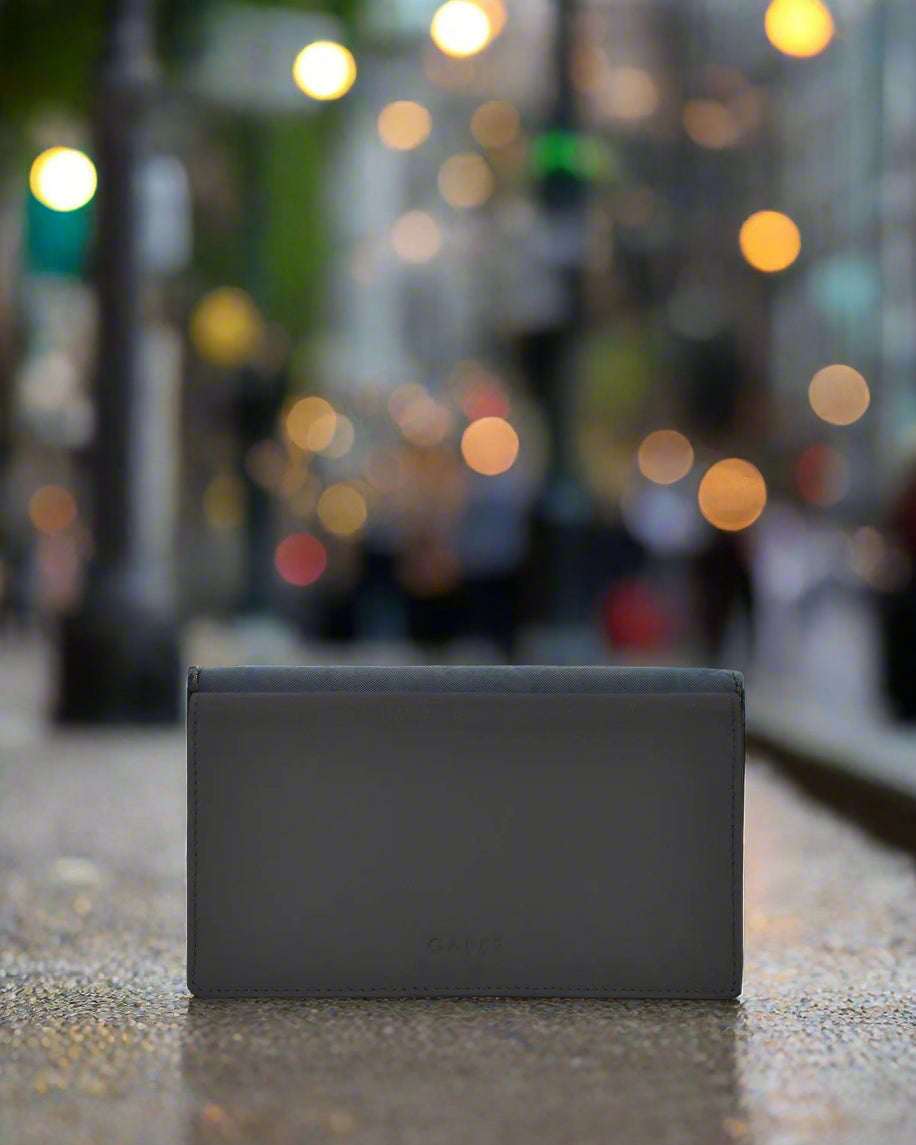 Mimi - Leather Phone Wallet - Black
